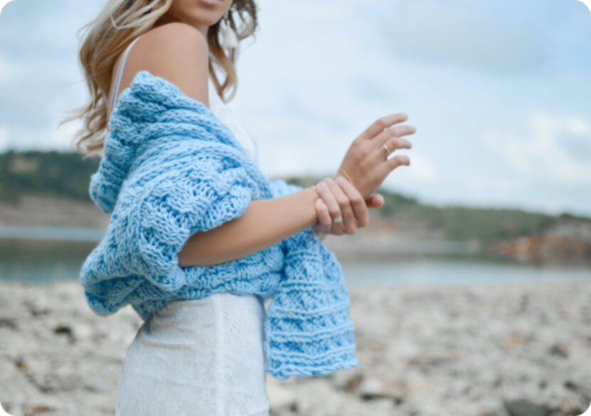 Find clothes by searching with images - Fashion Image Search | LykDat